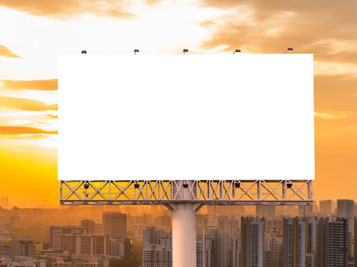 Koszt zakupu, instalacji i utrzymania billboardów w 2024 r.
